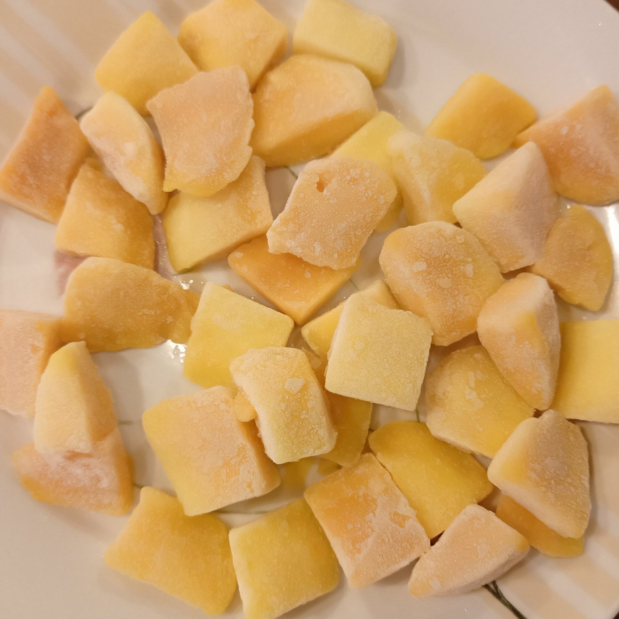 Frozen Mango Dice 1 Kg – Sunnyfresh Delivery